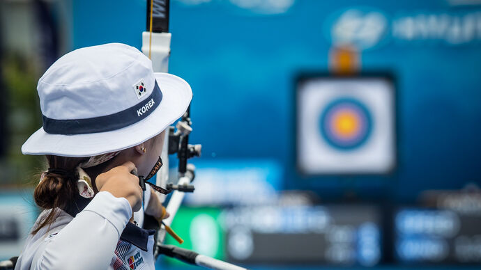 Archery 101: How to tie a D-loop | World Archery